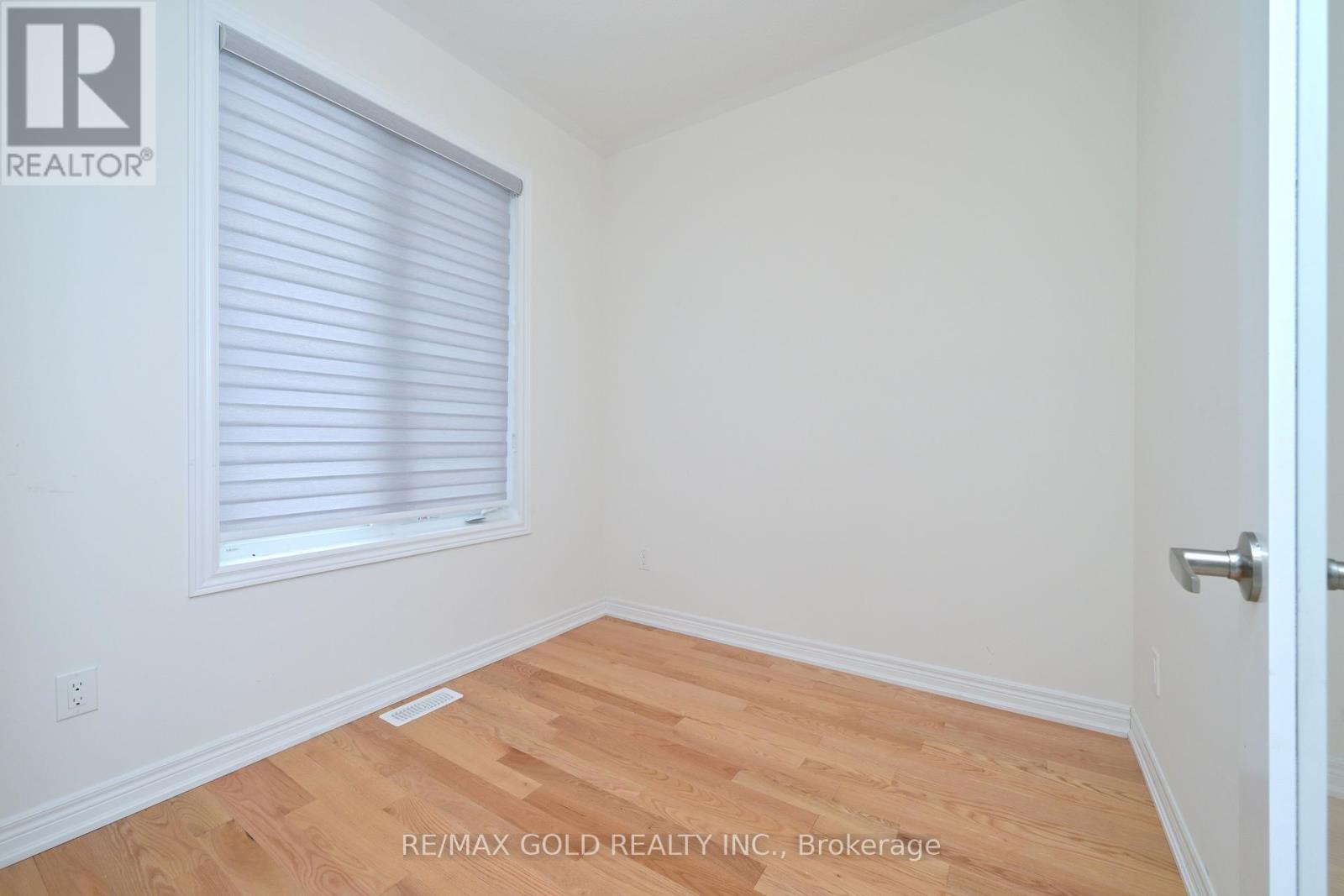 À vendre : 1345 DAVIS LOOP, Innisfil (Lefroy), Ontario L0L0B1 ...