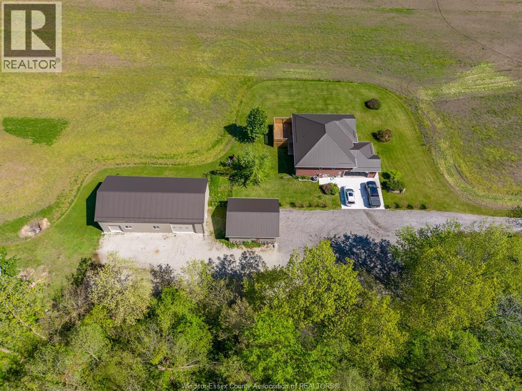For sale: 1365 FERRIS, Harrow, Ontario N0R1G0 - 26000844 | REALTOR.ca