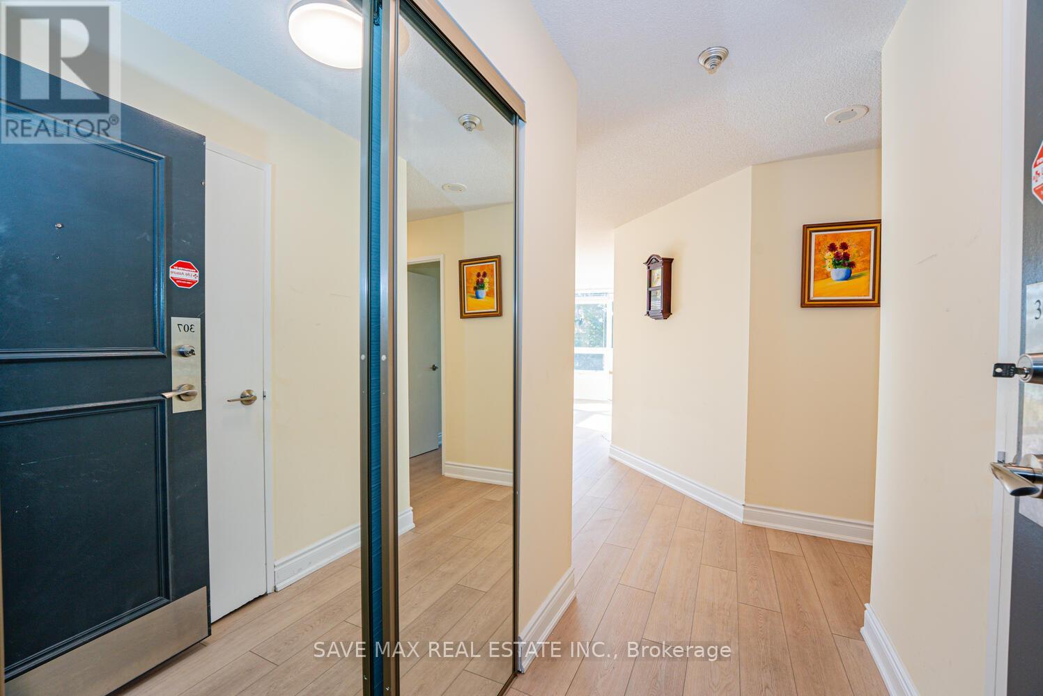 À vendre : 307 - 8 LISA STREET, Brampton (Queen Street Corridor ...