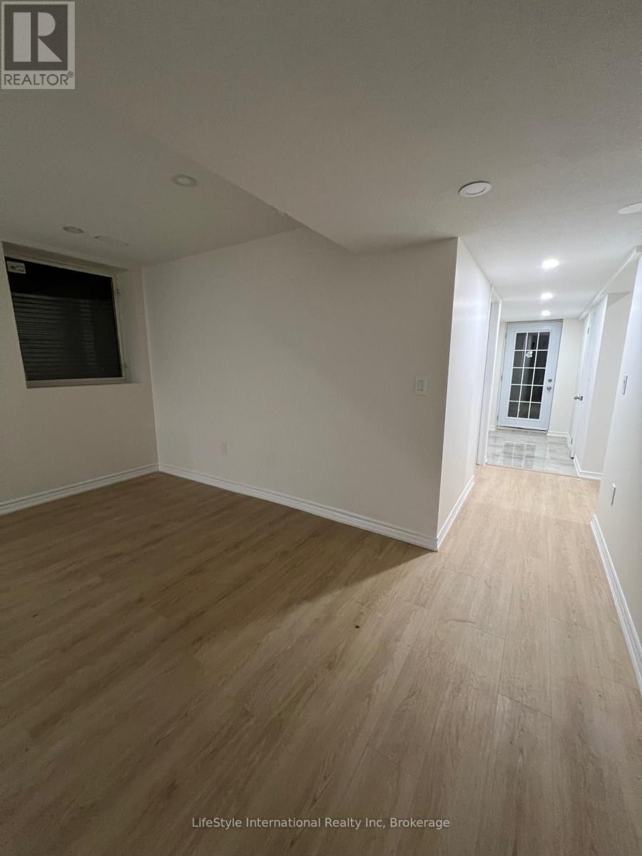 For rent: LOWER - 87 MUSSEN STREET, Guelph (Victoria North), Ontario ...