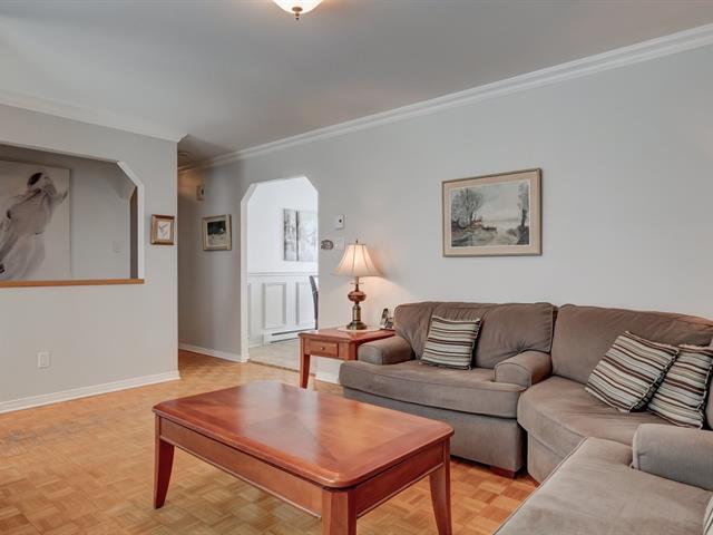 For sale: 17 Rue des Pélicans, Saint-Basile-le-Grand, Quebec J3N1L1 ...
