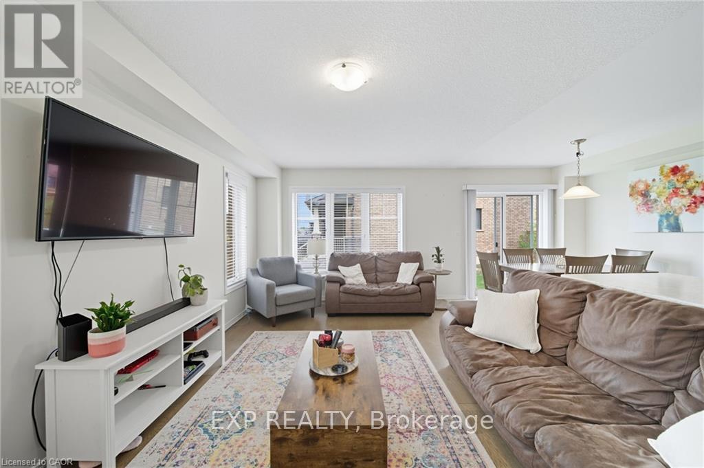 For sale: 176 MACLACHLAN AVENUE, Haldimand, Ontario N3W0E1 - X12688296 ...