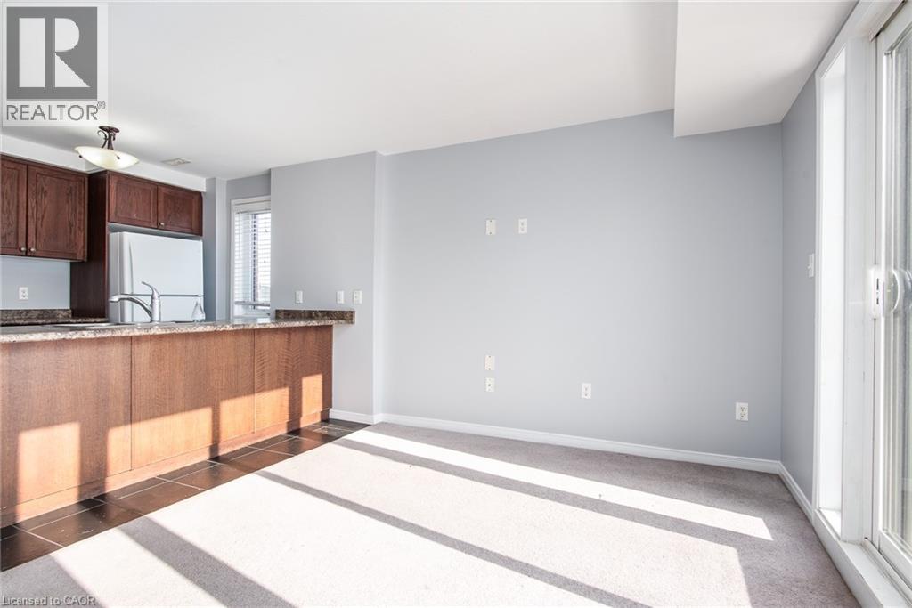 À vendre : 234 RACHEL Crescent Unit# E, Kitchener, Ontario N2R0E1 ...