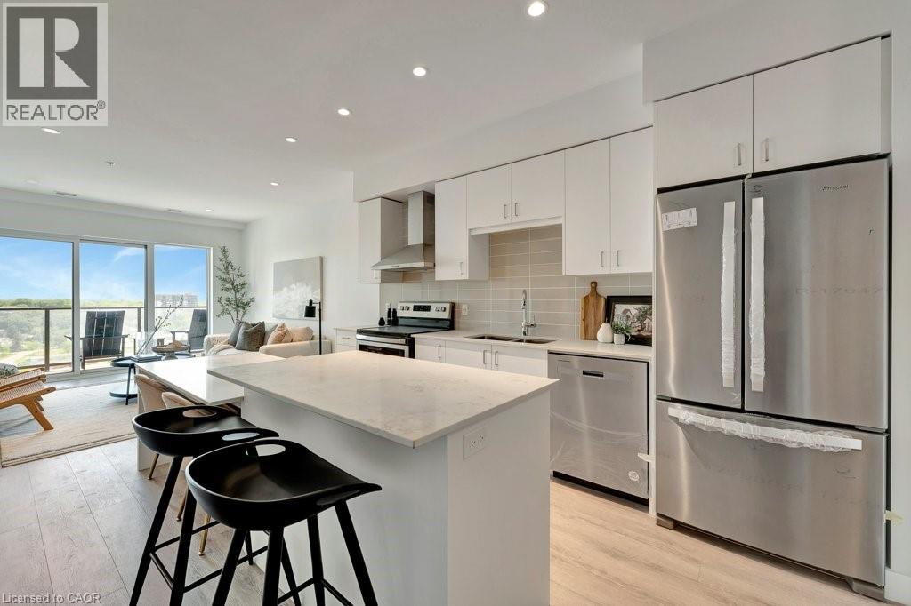 For sale: 15 GLEBE Street Unit# 1511, Cambridge, Ontario N1S0C3 ...