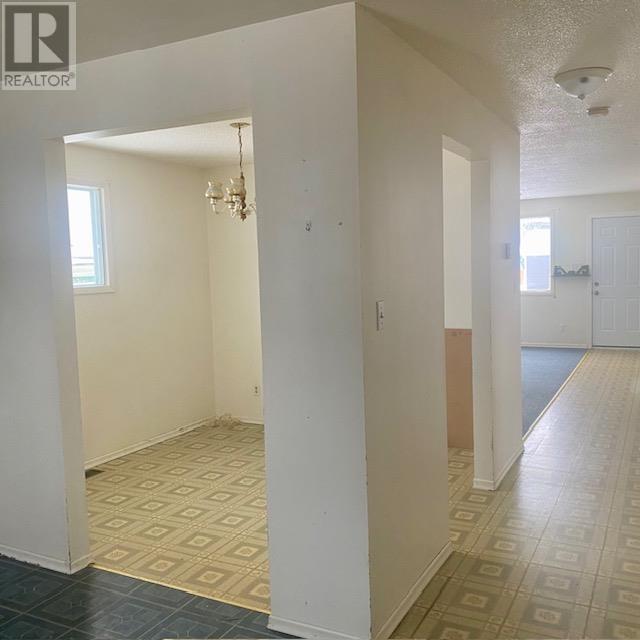 For sale: 137 Queen AVE, Geraldton, Greenstone, Ontario P0T1M0 ...