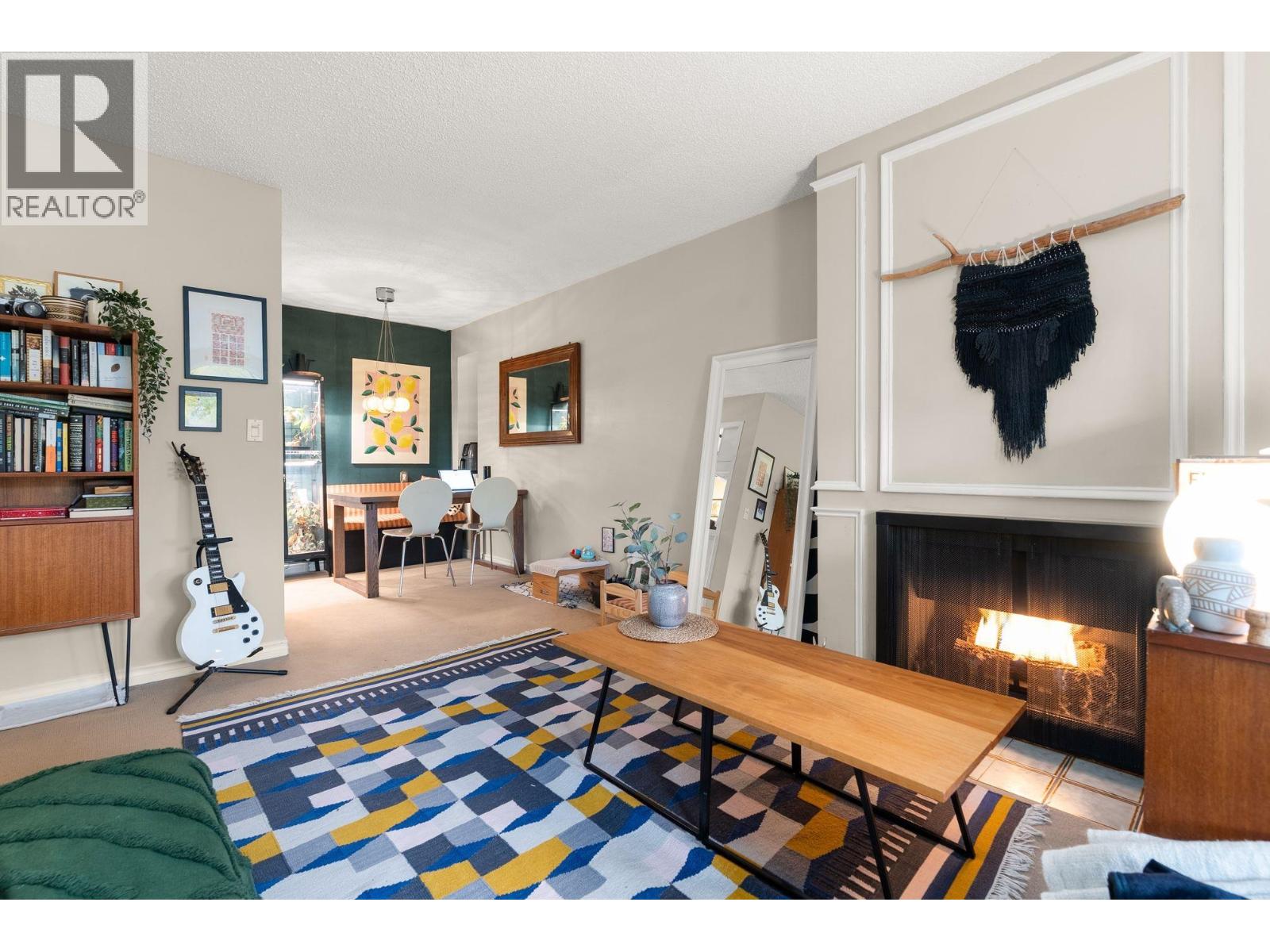 For sale: 2366 WALL STREET, Vancouver, British Columbia V5L4Y1 ...