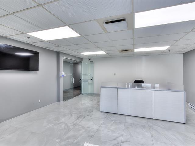 For rent: 1500 Boul. Jules-Poitras, Montréal (Saint-Laurent), Quebec ...