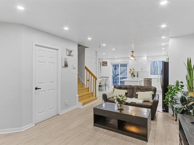 For sale: 116 Rue Bizet, Châteauguay, Quebec J6K4N2 - 26622054 | REALTOR.ca