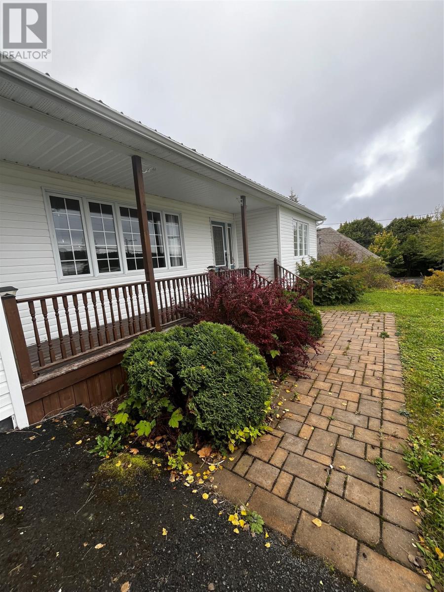 À vendre : 105 Main Road, Winterton, Terre-Neuve-et-Labrador A0B3M0 ...