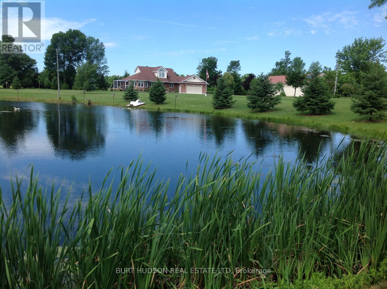 À vendre : 209 LAKE STREET, Front of Yonge, Ontario K0E1M0 - X12690928 ...