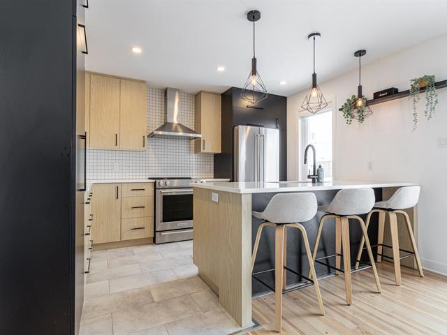 For sale: 889 Rue Fluet, Salaberry-de-Valleyfield, Quebec J6S0E1 ...