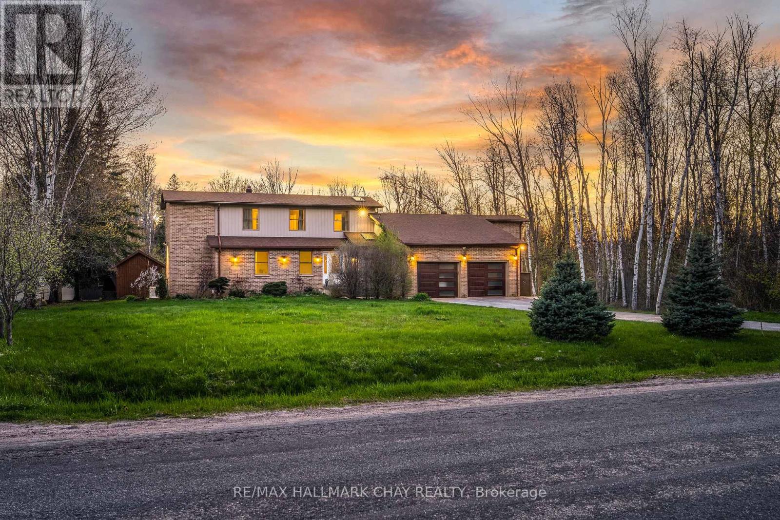 For sale: 7950 8TH LINE, Essa, Ontario L0M1T0 - N12691230 | REALTOR.ca