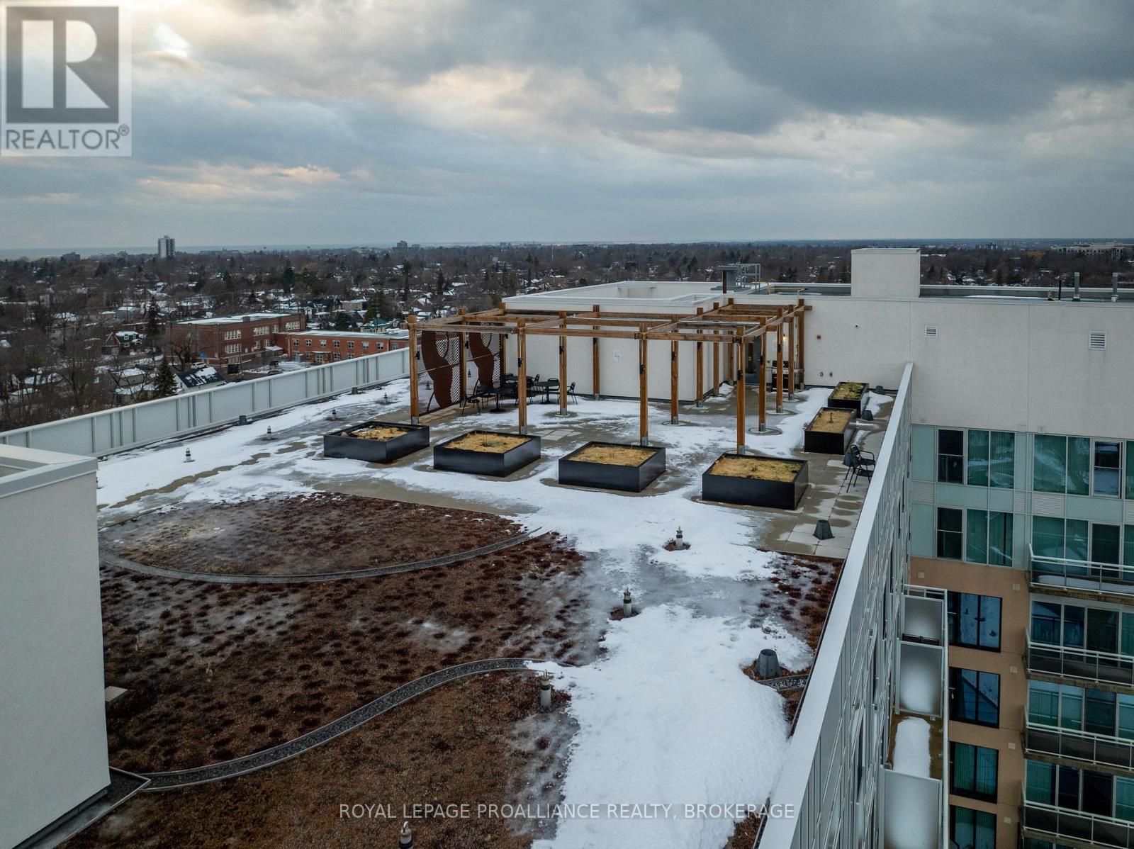 For sale: 224 - 652 PRINCESS STREET, Kingston (Central City East ...