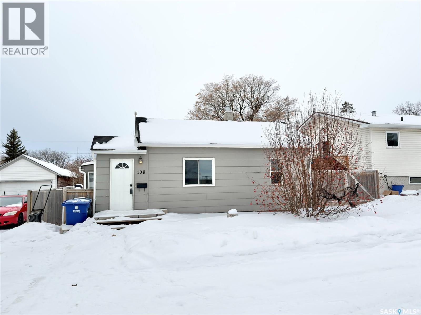 À vendre : 108 2nd STREET W, Delisle, Saskatchewan S0L0P0 - SK026723 ...