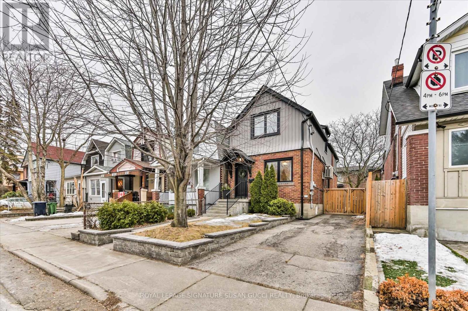 For sale: 257 LUMSDEN AVENUE, Toronto (Woodbine-Lumsden), Ontario ...