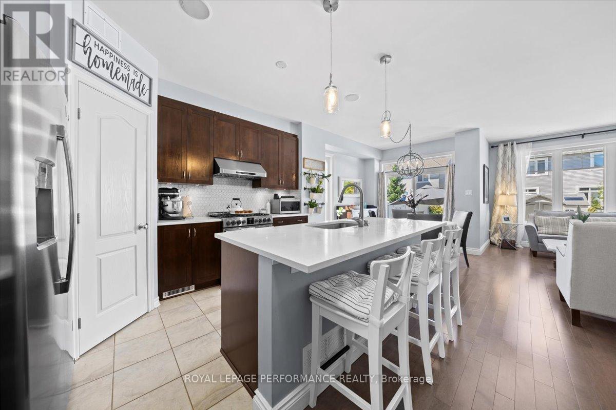 For sale: 416 ROCHEFORT CIRCLE, Ottawa, Ontario K4A0M8 - X12692376 ...