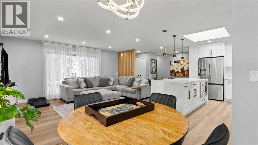 7036 Silverview Road NW, Calgary, Alberta T3B3M1 - A2278779 | REALTOR.ca