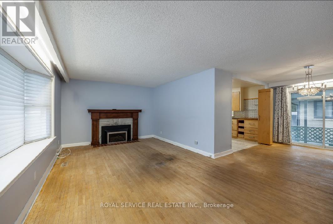 For sale: 1 ACADIA DRIVE, Cobourg, Ontario K9A1T8 - X12693240 | REALTOR.ca