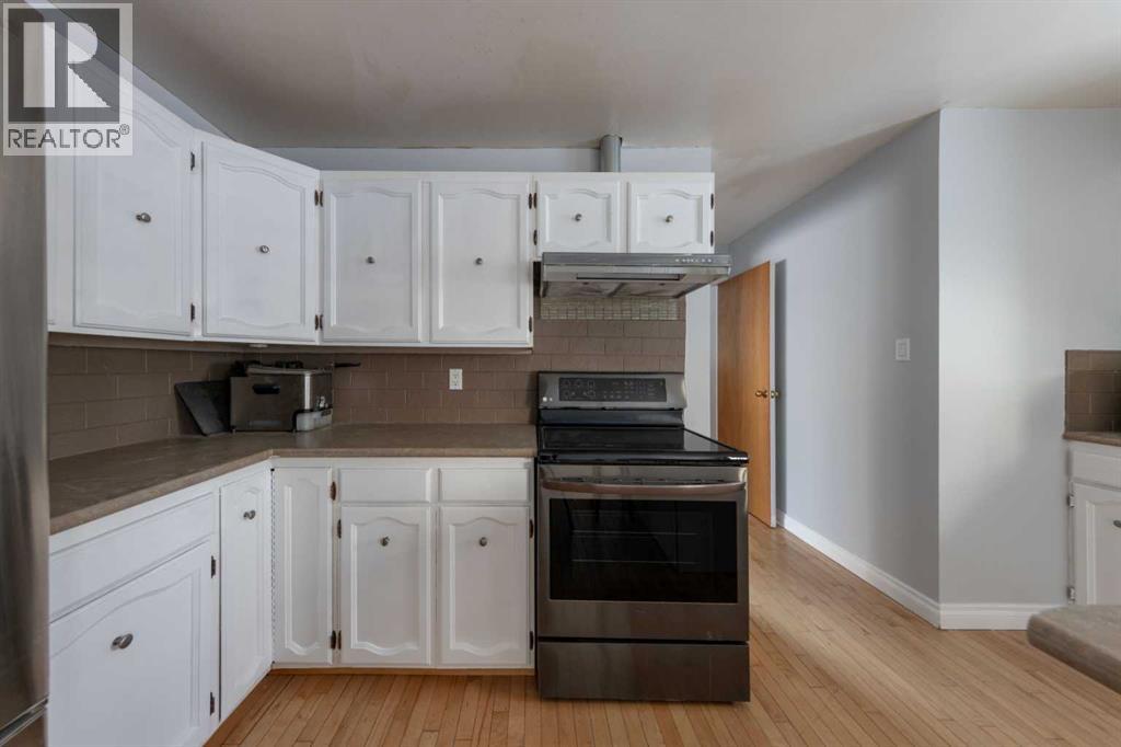 À vendre : 3403 55 Avenue, Lloydminster, Alberta T9V1K6 - A2277429 ...