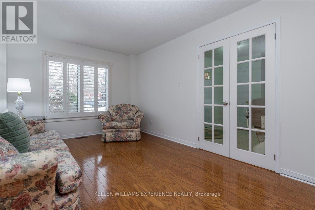 For sale: 132 JAMES STREET, Barrie (Ardagh), Ontario L4N6X9 - S12693342 ...