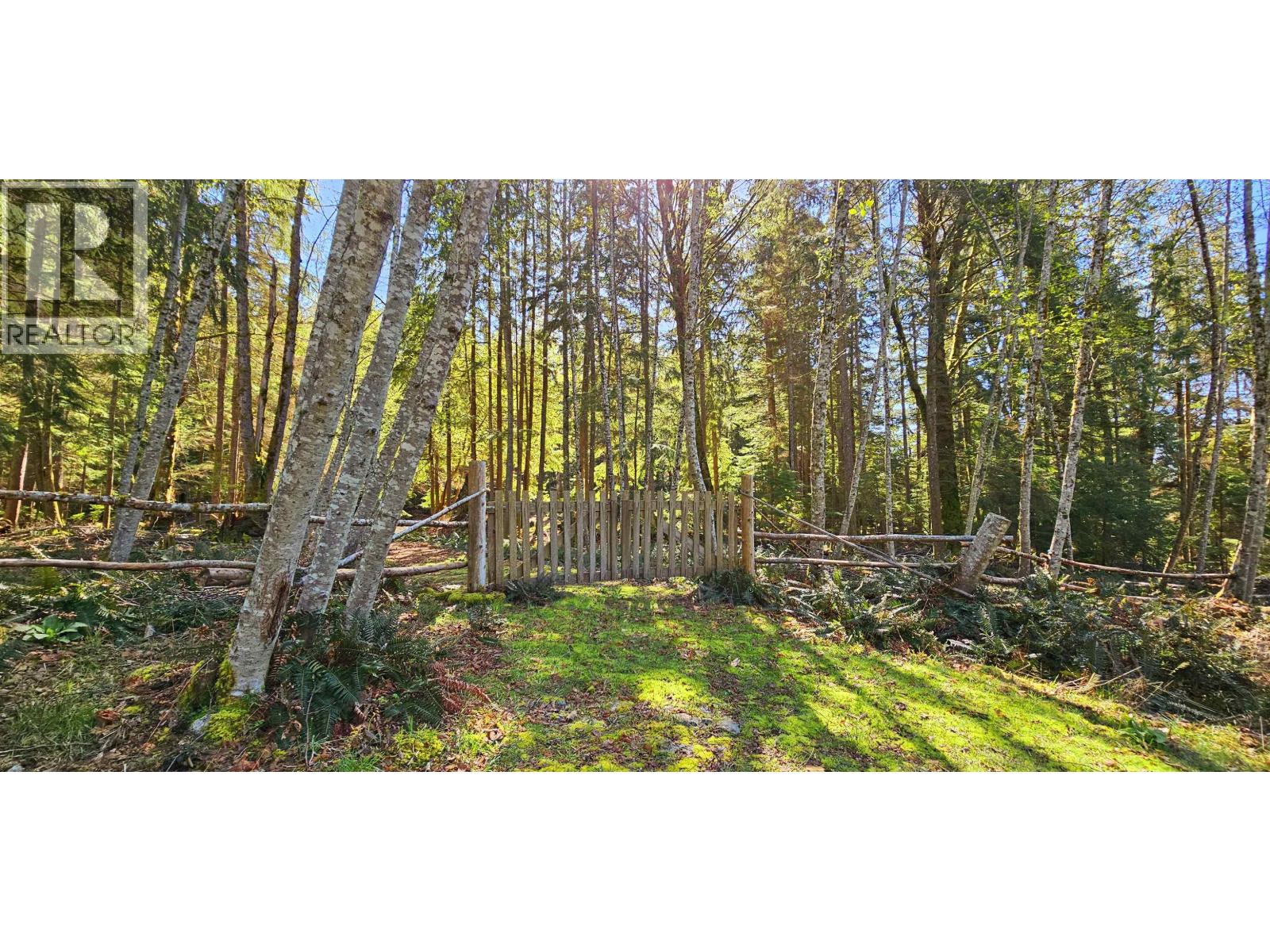 À vendre : Lot 8 MOUNTAIN ROAD, Gambier Island, Colombie-Britannique ...