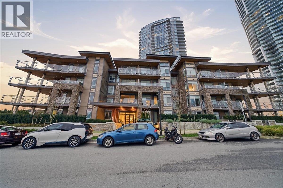 For sale: 303 7799 17TH STREET, Burnaby, British Columbia V3N0J5 ...