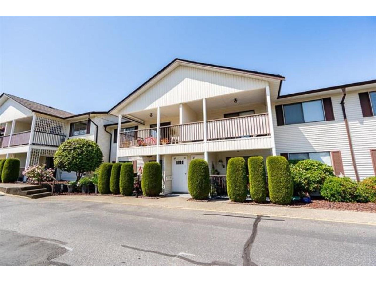 For sale: 8 32959 GEORGE FERGUSON WAY, Abbotsford, British Columbia ...