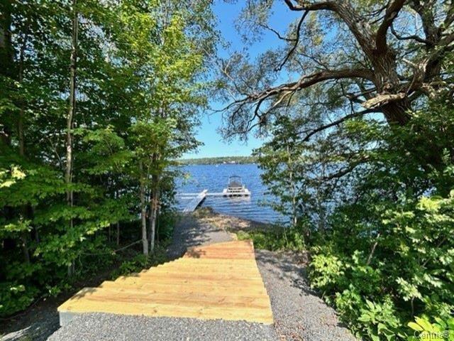 For sale: 3361 Rue D'Orsennens, Lac-Mégantic, Quebec G6B2R2 - 15222052 ...