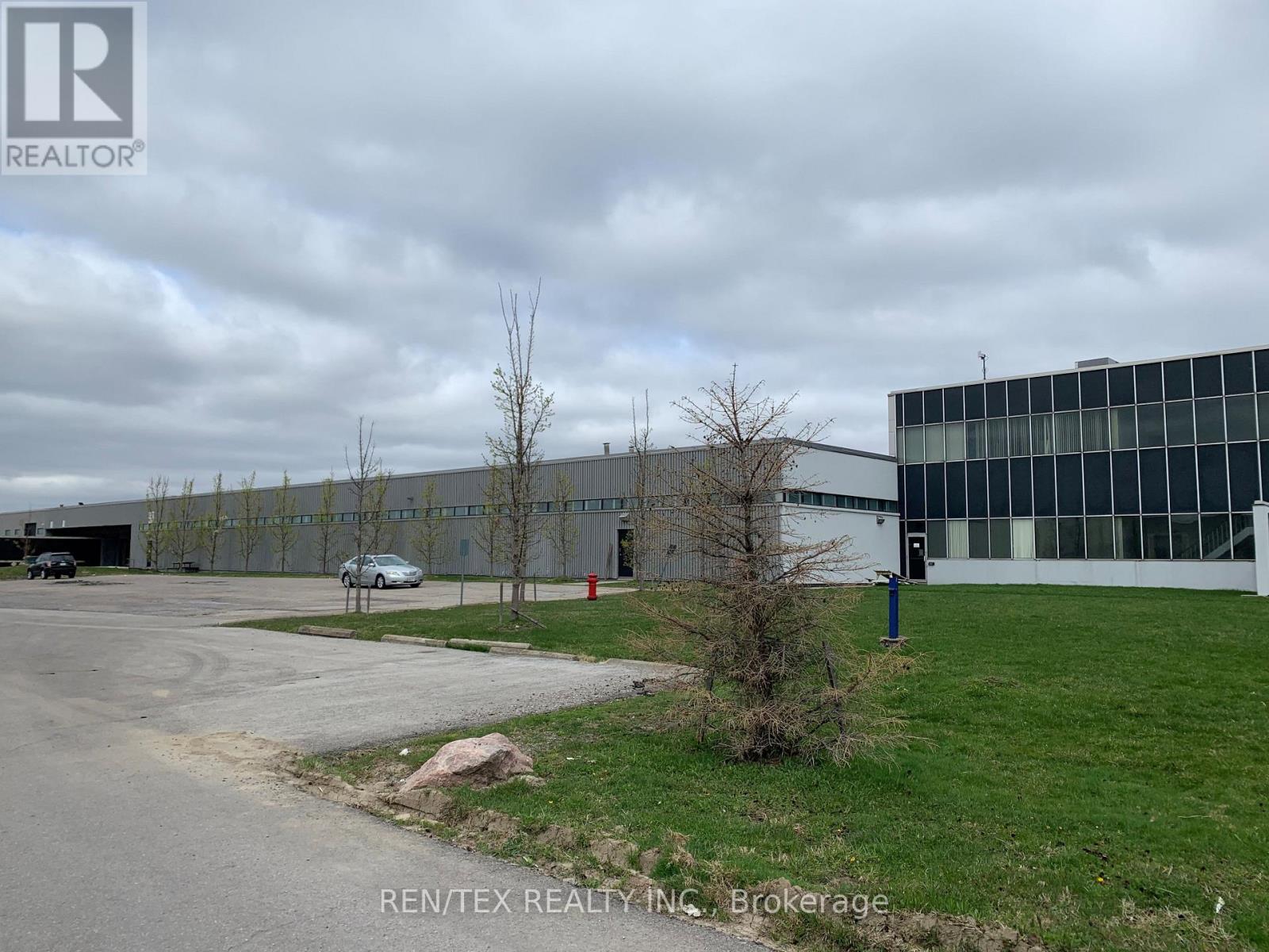 À louer : 2 - 500 EDWARD AVENUE, Richmond Hill (Devonsleigh), Ontario ...