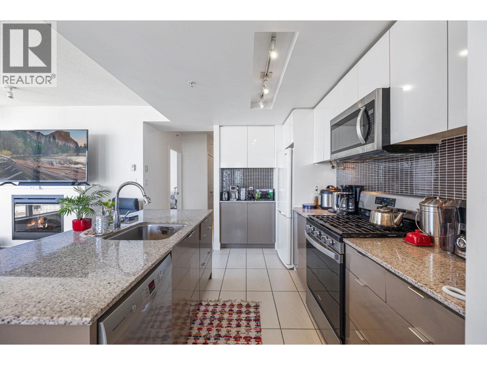 À vendre : 2106 4808 HAZEL STREET, Burnaby, Colombie-Britannique V5H0A2 ...