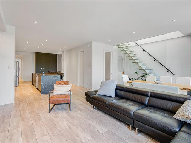 À vendre : 124 Rue du Square-Sir-George-Étienne-Cartier, Montréal (Le ...