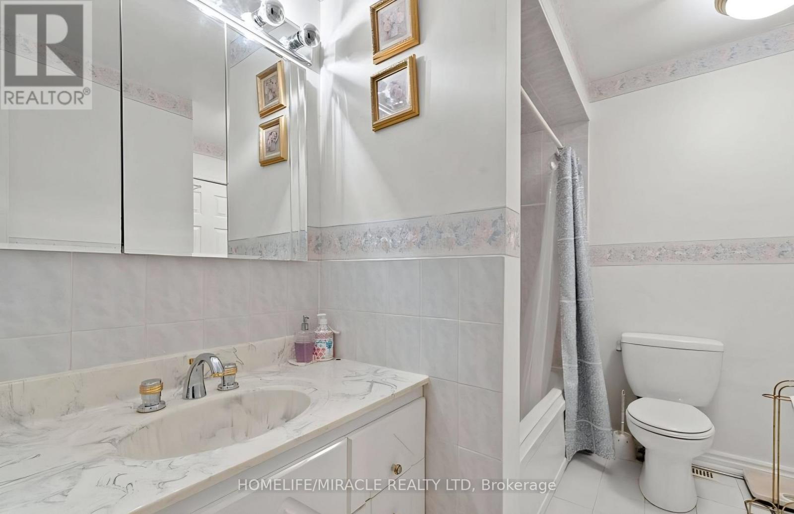 À louer : 85 AUTUMN BOULEVARD, Brampton (Avondale), Ontario L6T2W1 ...