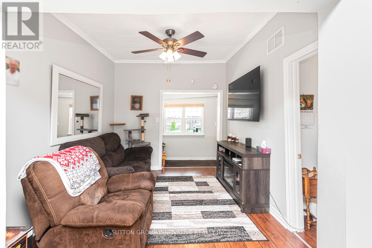 À vendre : 51 BEACH ROAD, Hamilton (Industrial Sector), Ontario L8L3Z6 ...