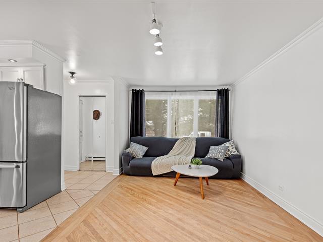 À vendre : 640 Rue Thérien, Laval (Saint-François), Québec H7A1Y2 ...