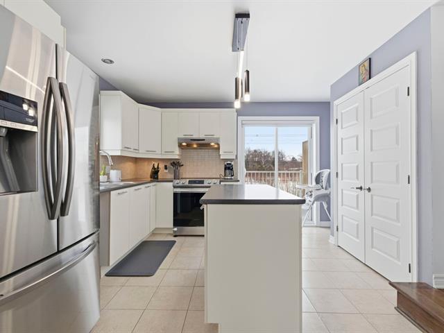 For sale: 389 Place du Louvre, Mascouche, Quebec J7K0M1 - 18923301 ...