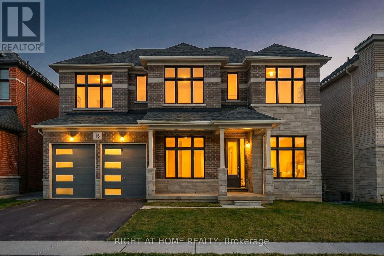 For sale: 15 RAIL TRAIL COURT W, Georgina (Sutton & Jackson's Point ...