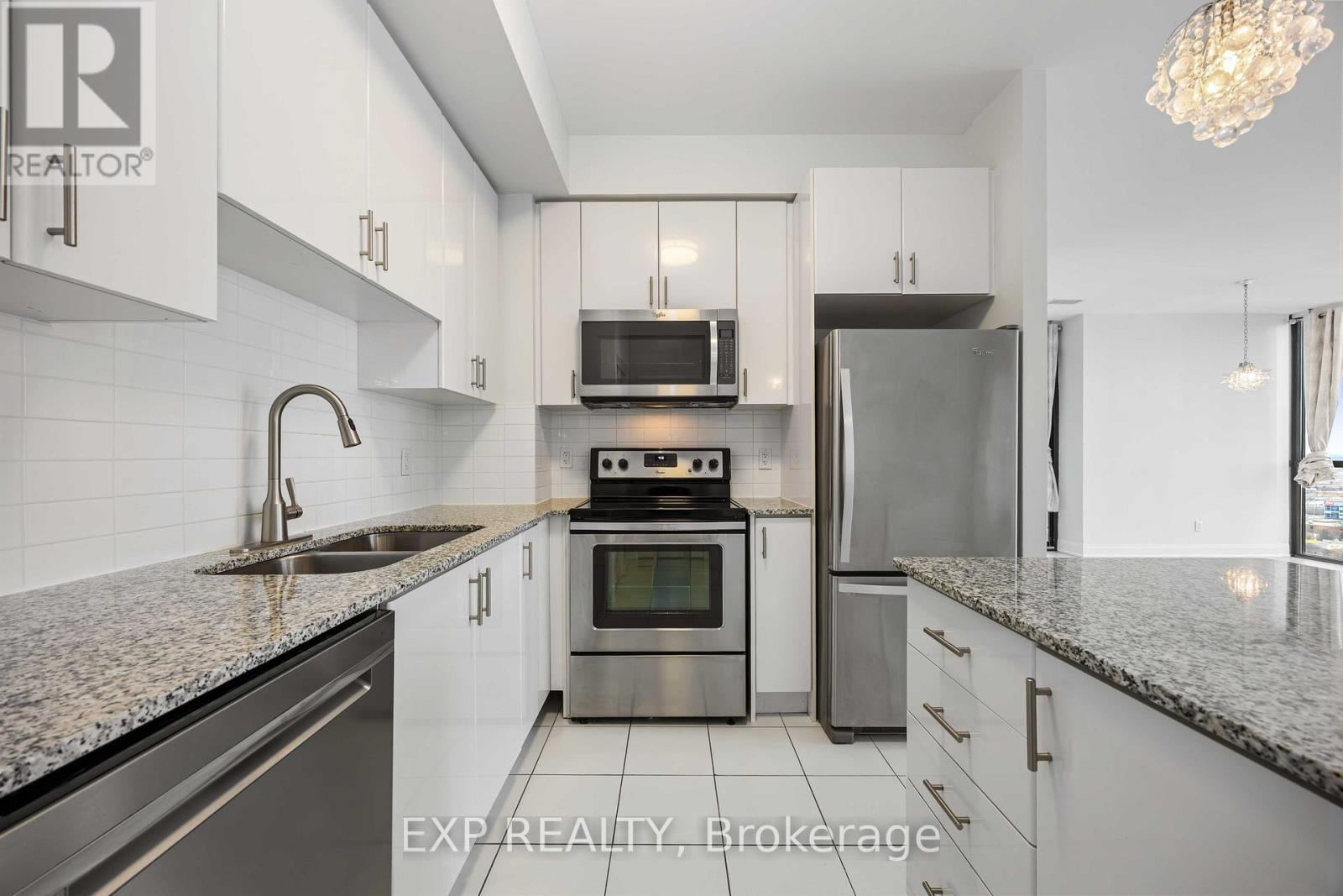 À louer : 2008 - 2900 HIGHWAY 7 ROAD, Vaughan (Concord), Ontario L4K0G3 ...