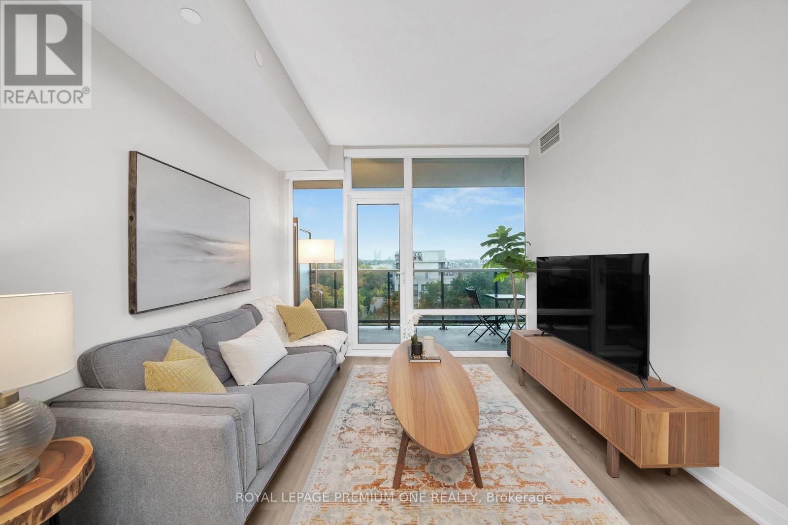 À vendre : 623 - 4800 HIGHWAY 7 ROAD, Vaughan (East Woodbridge ...