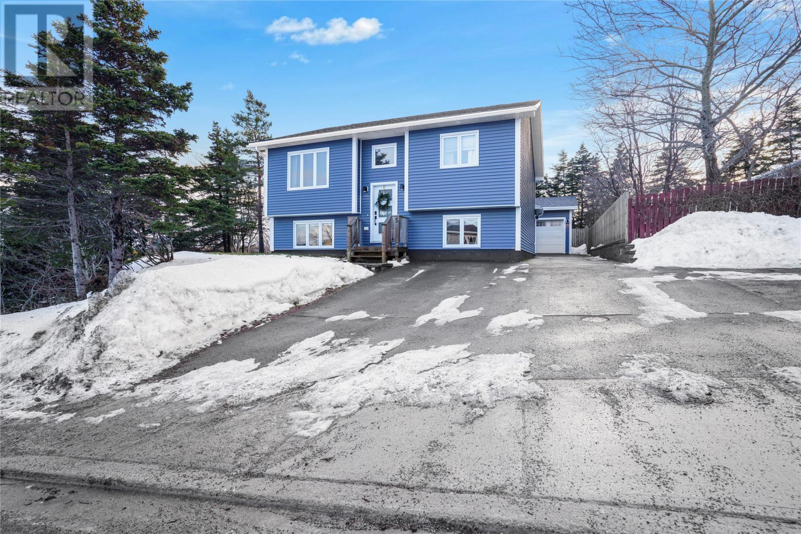 For sale: 5 Reddy Drive, Torbay, Newfoundland & Labrador A1K1B6 ...