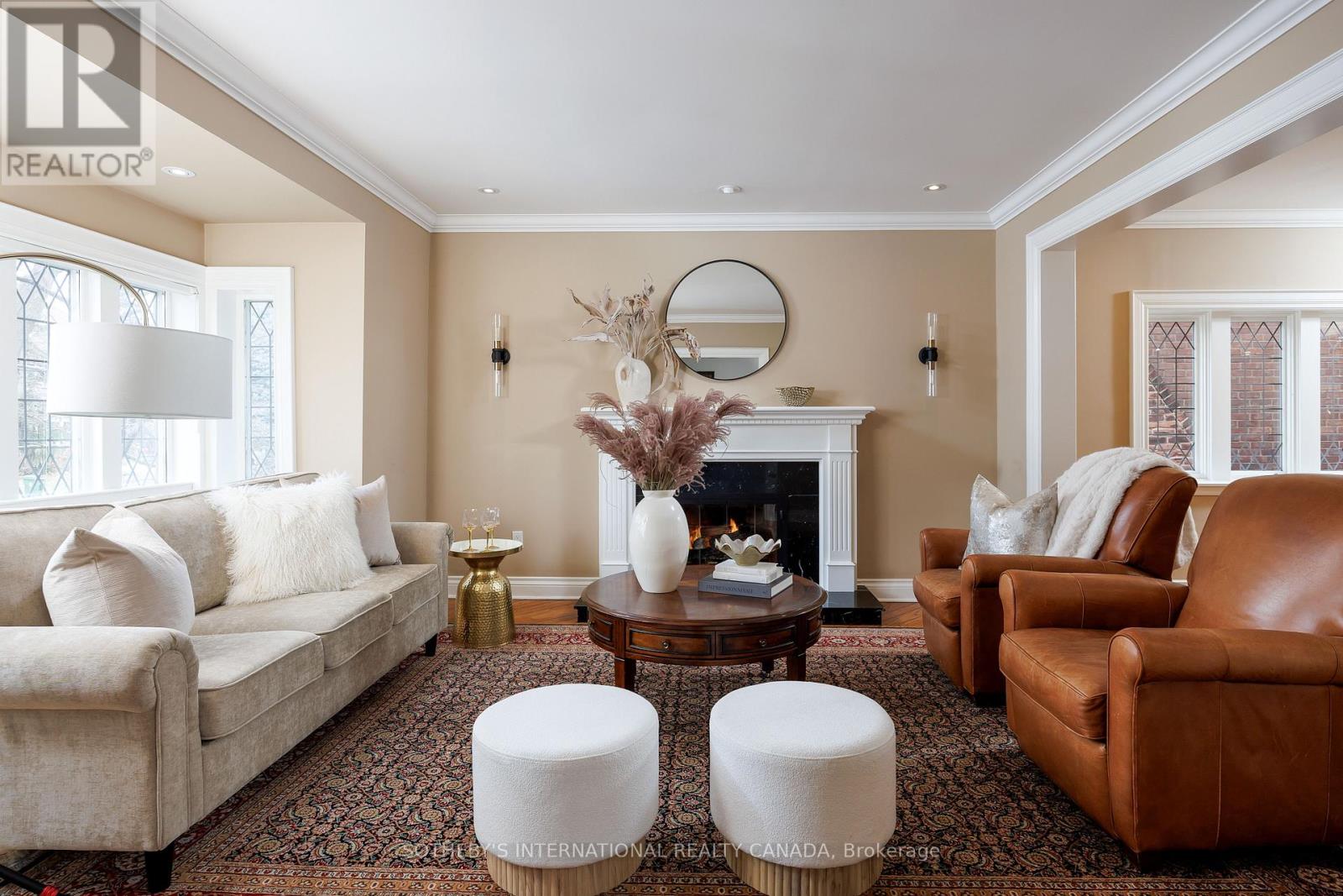 For sale: 37 THOMPSON AVENUE, Toronto (Stonegate-Queensway), Ontario ...