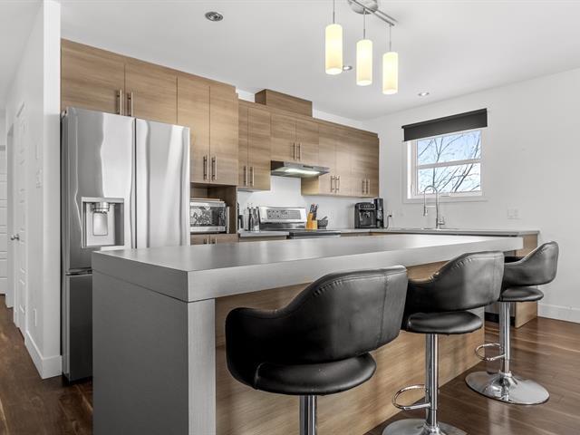 For sale: 6482 Av. Isaac-Bédard, #8, Québec (Charlesbourg), Quebec ...