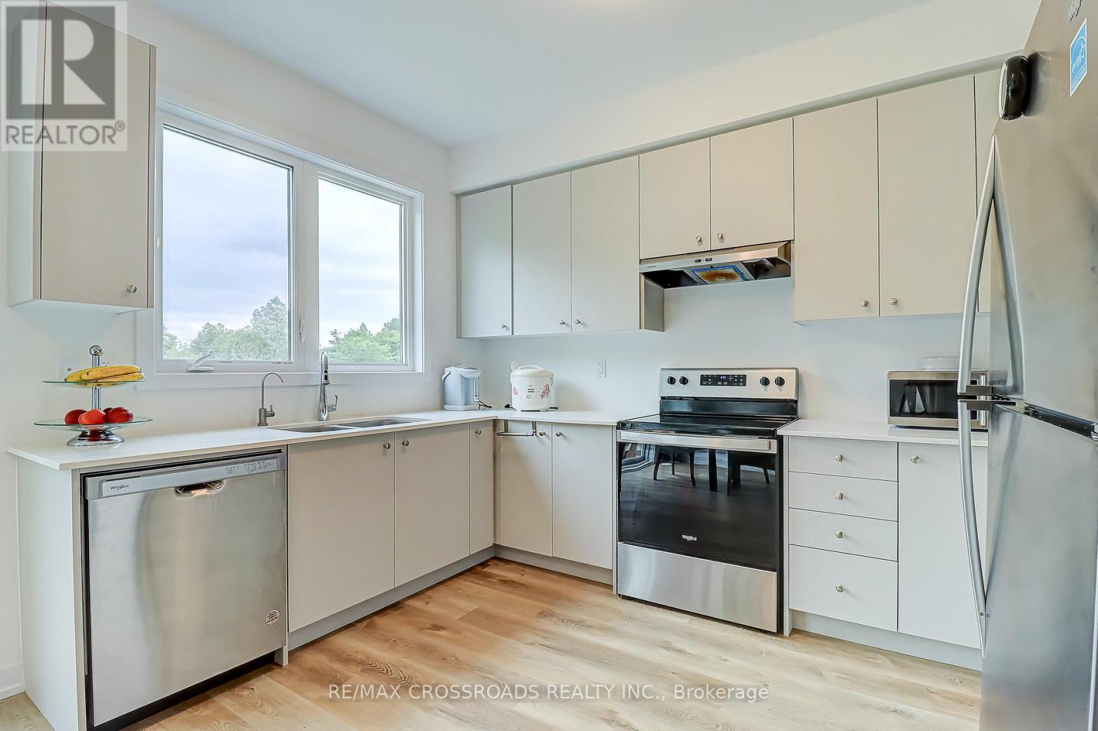 À vendre : 64 LYALL STOKES CIRCLE, East Gwillimbury (Mt Albert ...