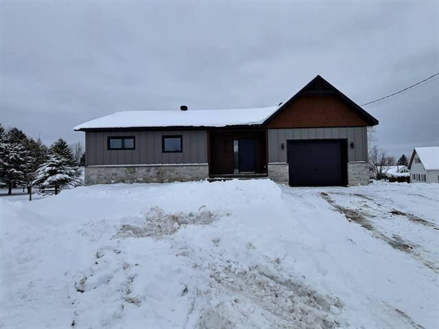 For sale: 62 Rue Simoneau, Tingwick, Quebec J0A1L0 - 24323175 | REALTOR.ca