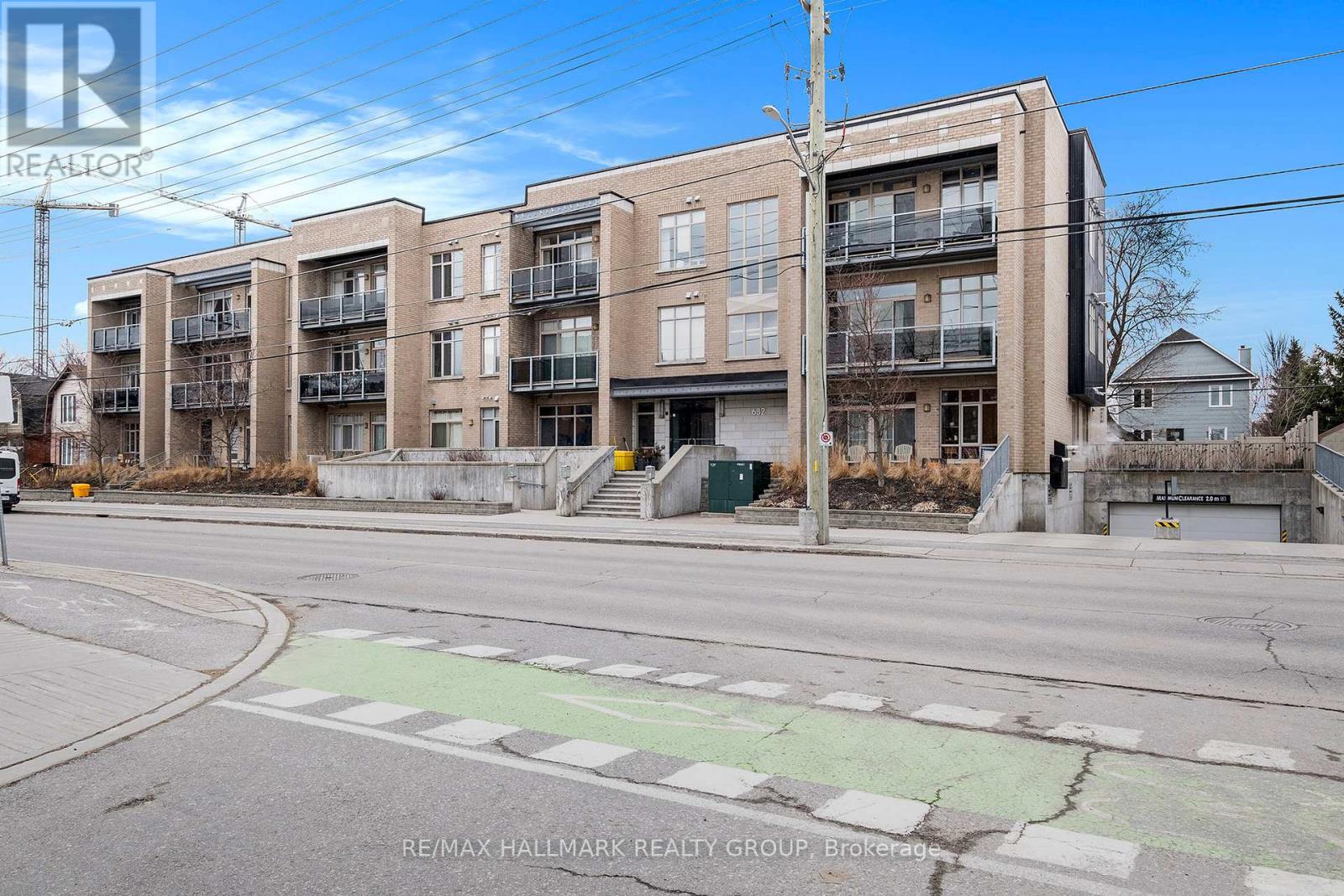 À louer : 207 - 682 CHURCHILL AVENUE N, Ottawa, Ontario K1Z5G5 ...