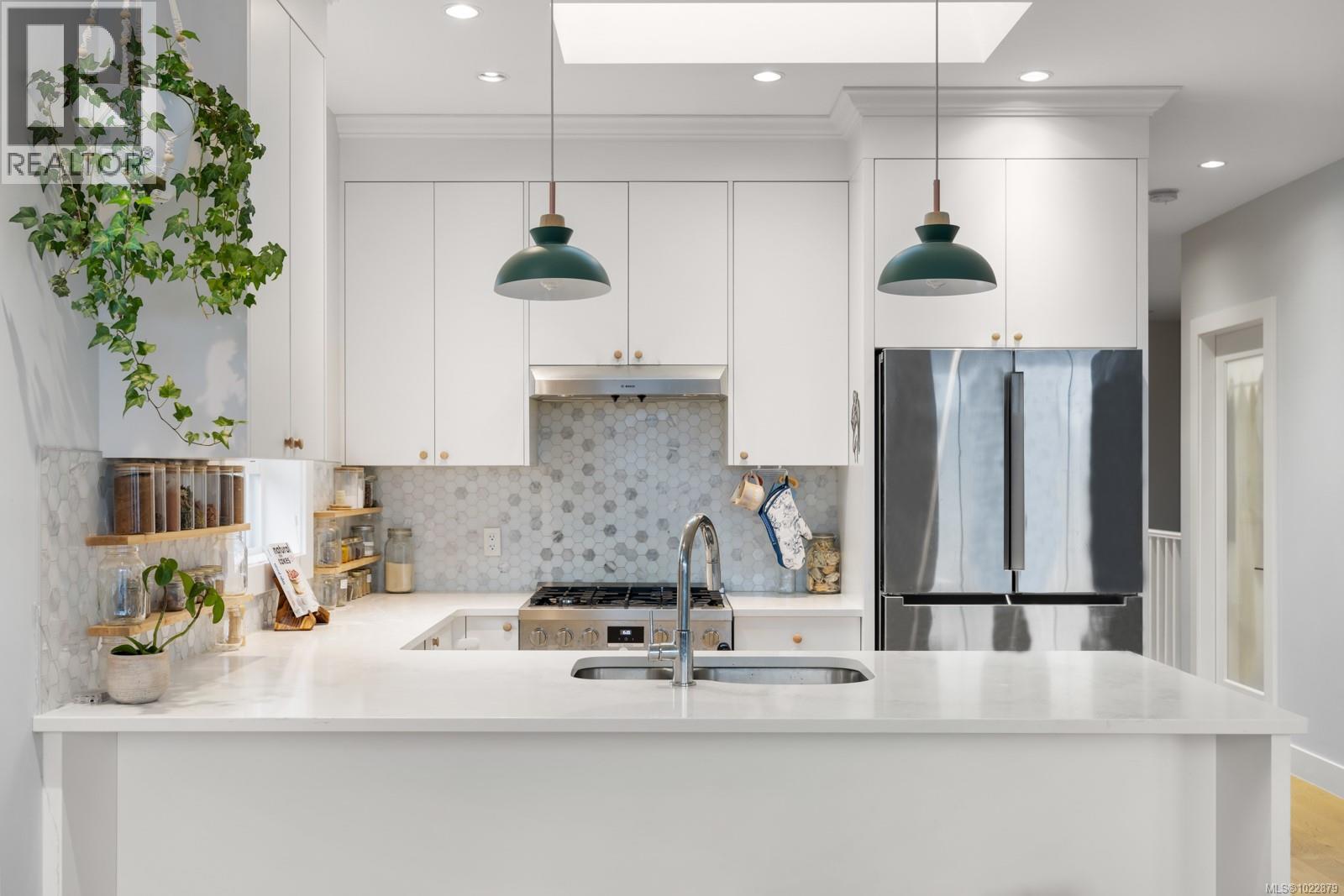 À vendre : 5 1016 Southgate St, Victoria, Colombie-Britannique V8V2Z2 ...