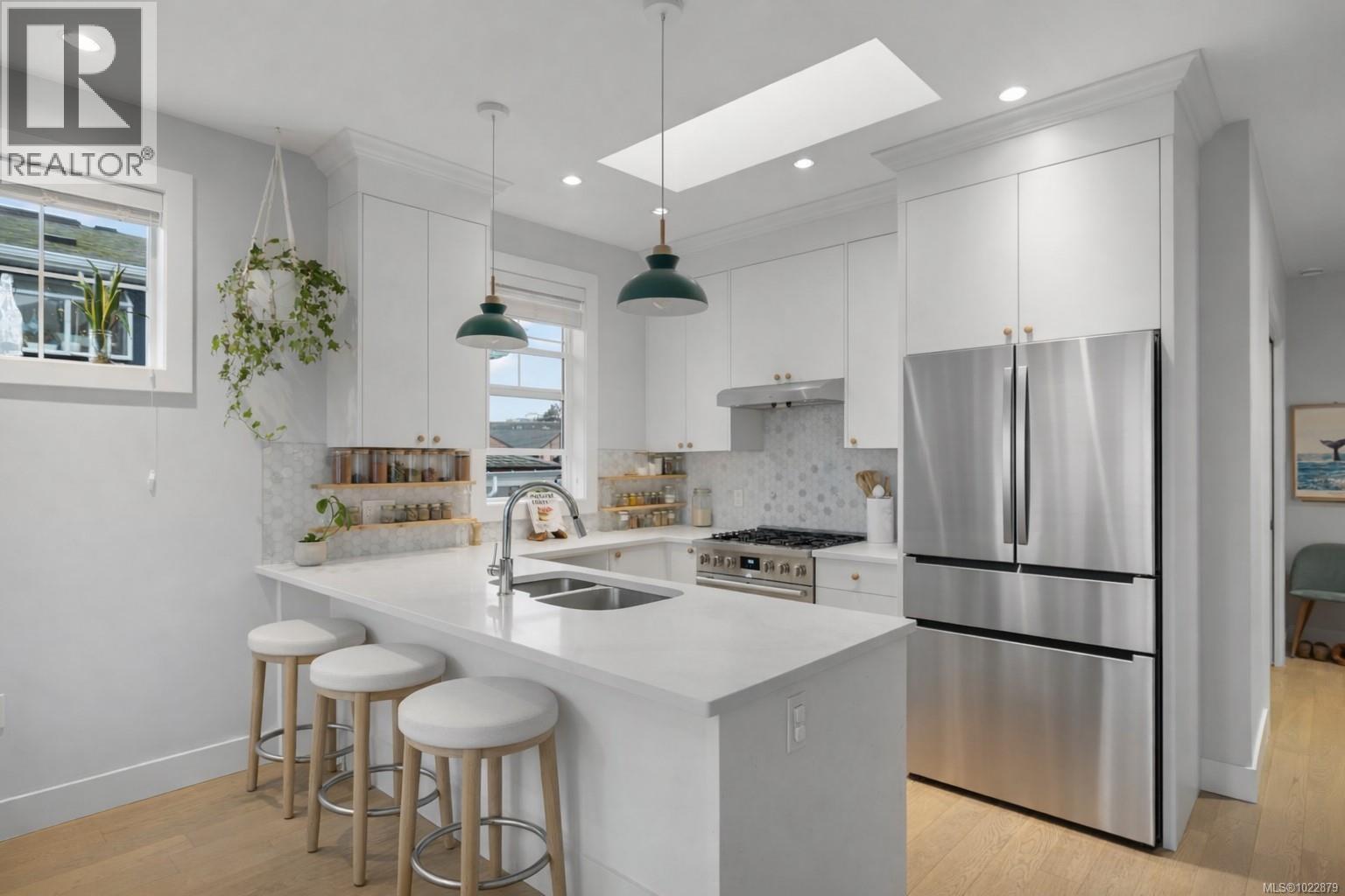 À vendre : 5 1016 Southgate St, Victoria, Colombie-Britannique V8V2Z2 ...