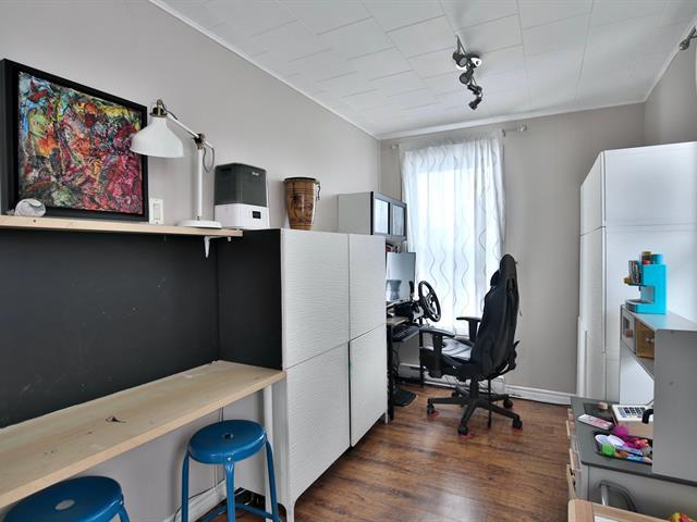 For sale: 1160 Rue du Pont, Marieville, Quebec J3M1G9 - 26481186 ...