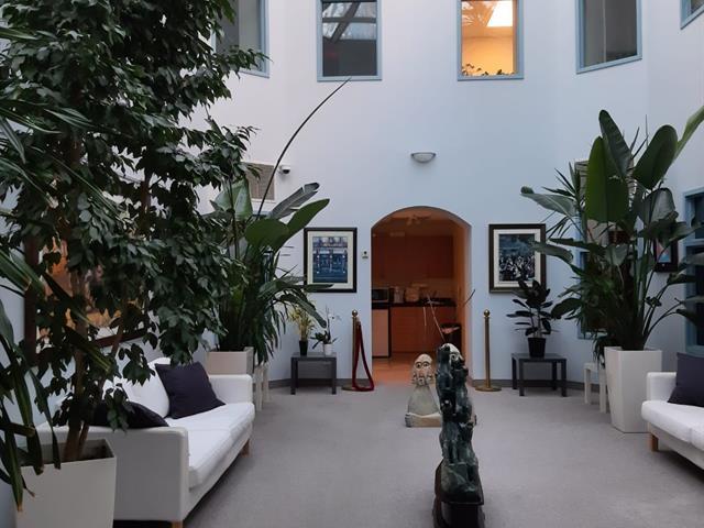 For rent: 1242 Rue Stanley, #304, Montréal (Ville-Marie), Quebec H3B2S7 ...