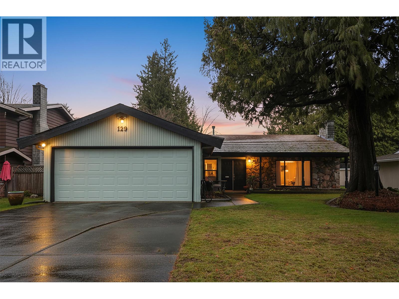 For sale: 129 53 STREET, Delta, British Columbia V4M3B3 - R3079843 ...