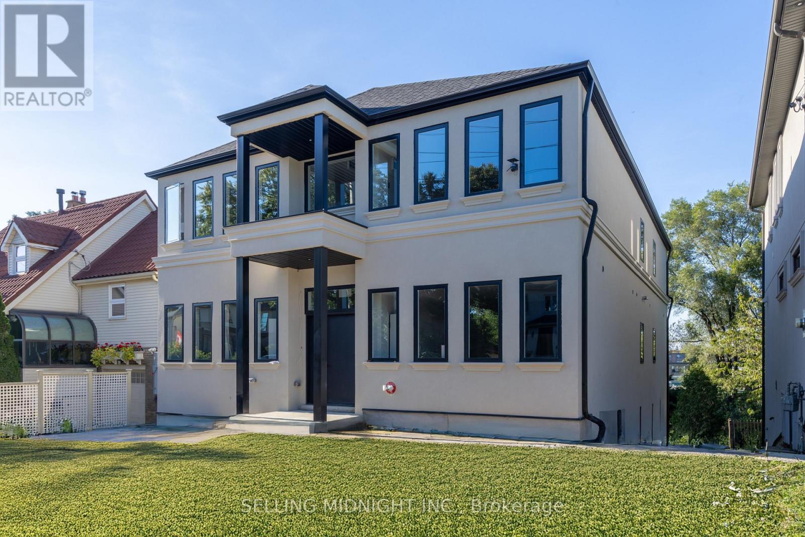 À louer : 3 - 60 CANNON ROAD, Toronto (Stonegate-Queensway), Ontario ...